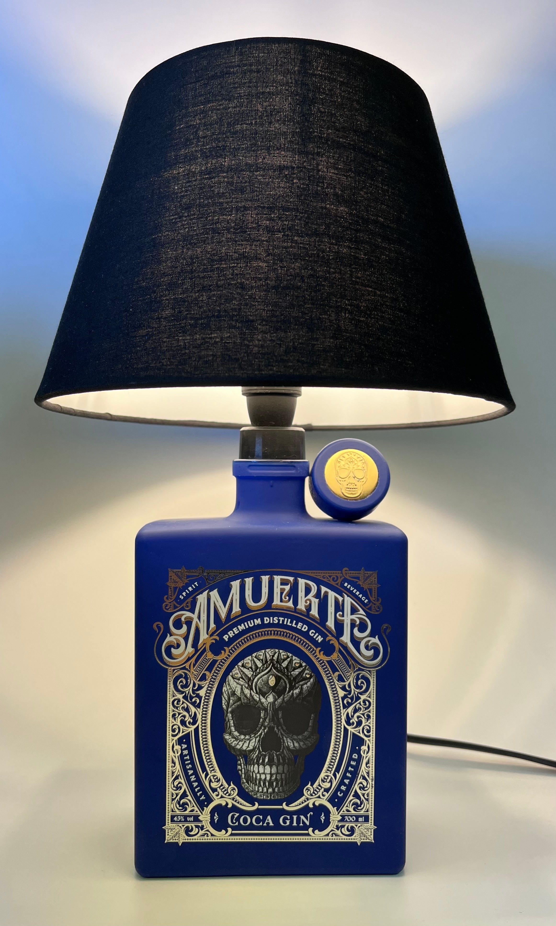 LAMPADA AMUERTE BLU – LA BOTTEGA DEL GIN